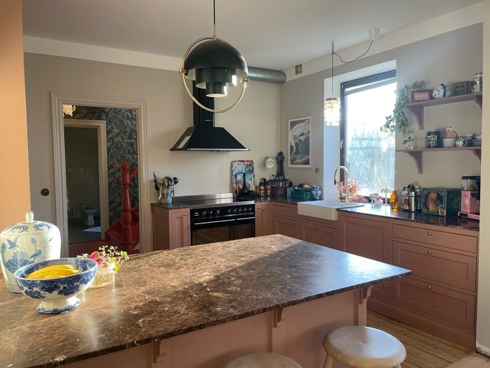 Elaines och Dennis rosa kök - LADY Inspirationsblogg